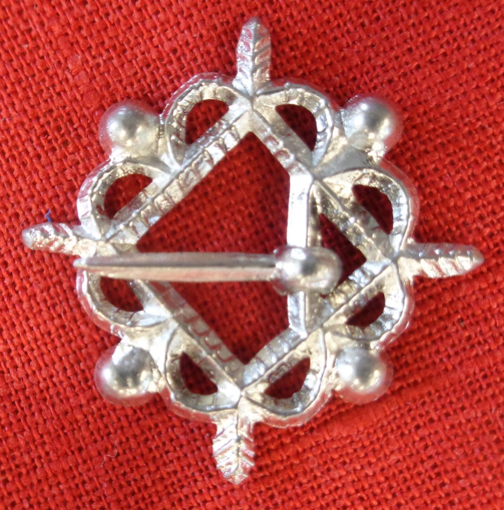 Ring Brooches Archives - Billy and Charlie